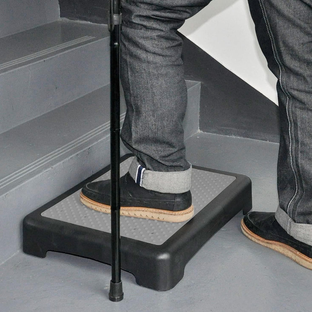 EasyOn EasyOff Non-Slip Plastic Half Step Stand | Easy On Easy Off ...