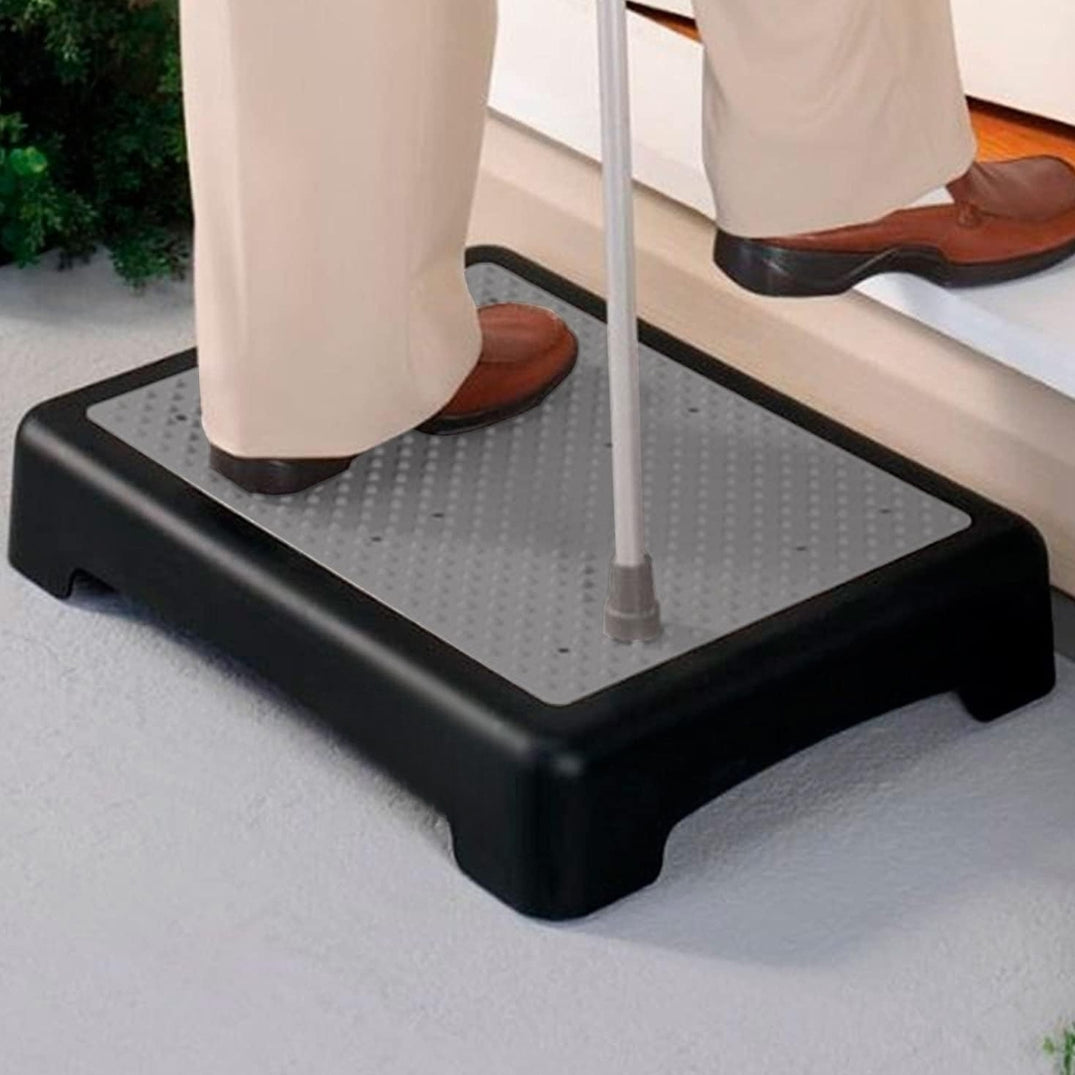 EasyOn EasyOff Non-Slip Plastic Half Step Stand | Easy On Easy Off ...